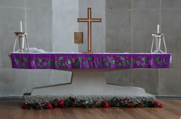 Holy Trinity, High Street, Hounslow « London Churches in photographs