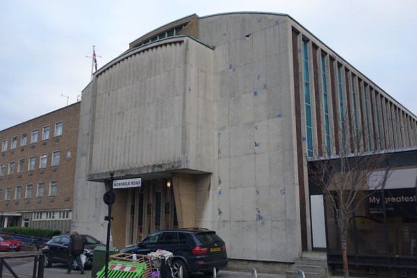 Holy Trinity, High Street, Hounslow « London Churches in photographs