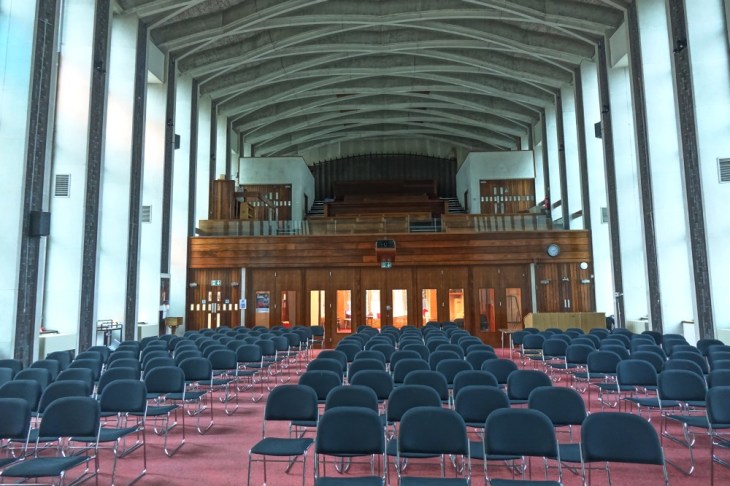 Holy Trinity, High Street, Hounslow « London Churches in photographs