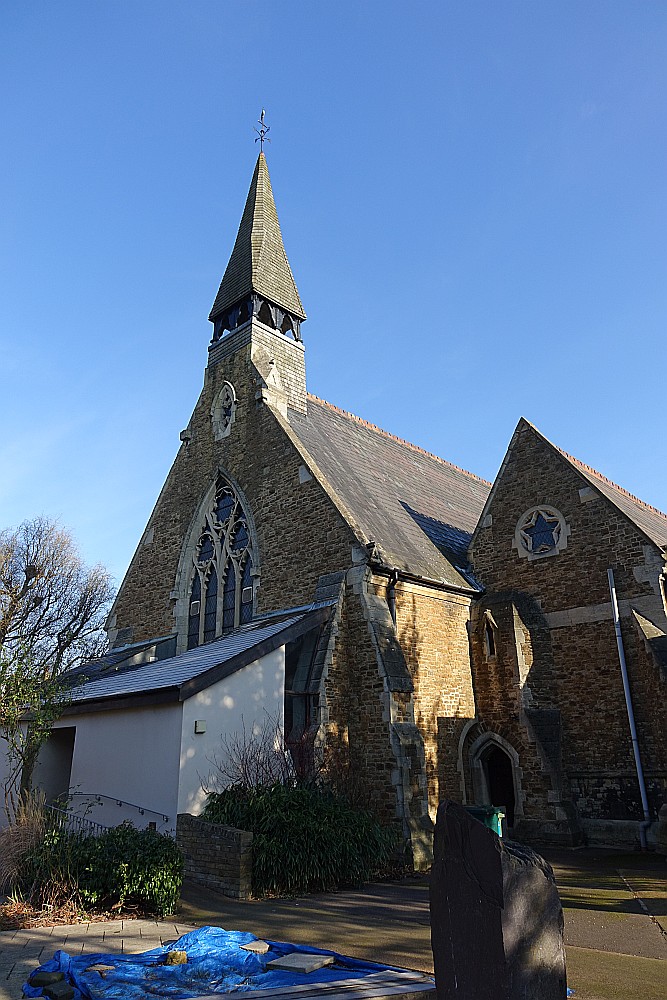 Holy Trinity, Merton Road, Wimbledon « London Churches in photographs