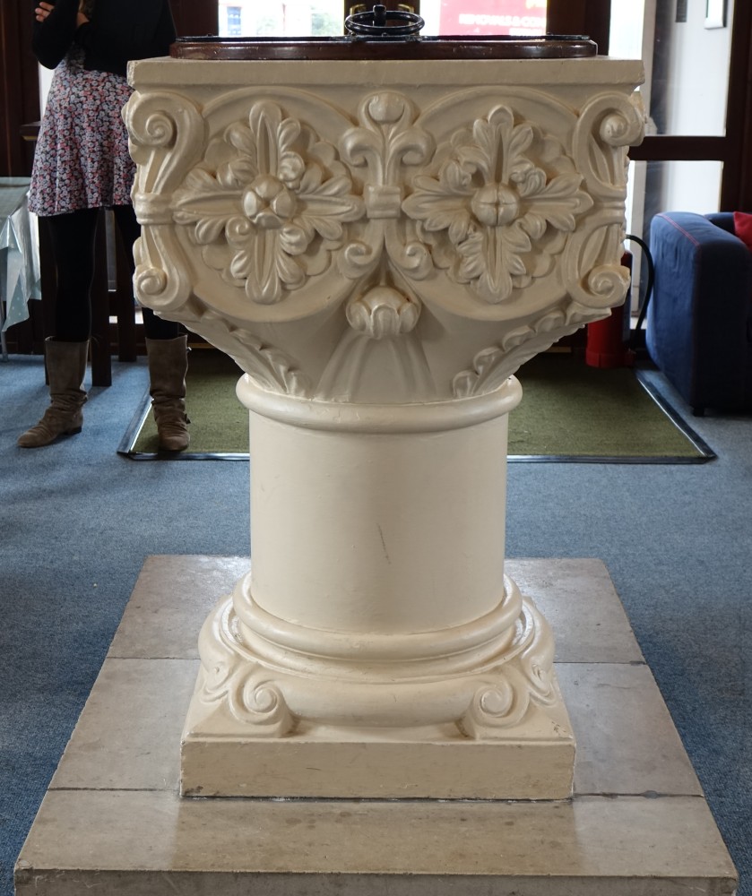 Holy Trinity, Castelnau, Barnes « London Churches in photographs