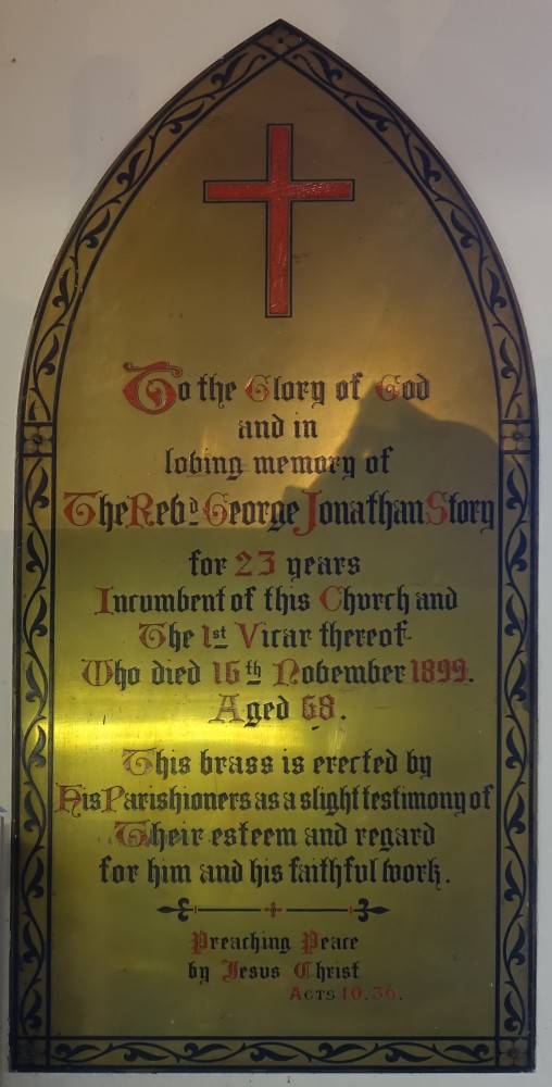 Holy Trinity, Castelnau, Barnes « London Churches in photographs