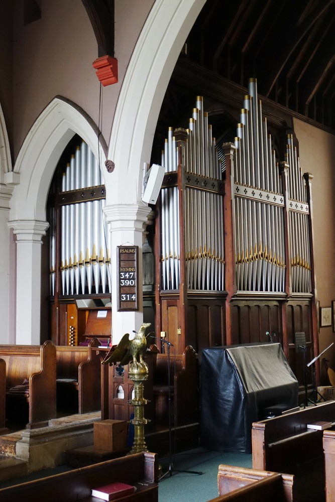 Holy Trinity, Twickenham Green, Twickenham « London Churches in photographs