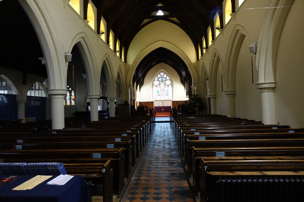 upper_tooting_holy_trinity201216_1 « London Churches in photographs