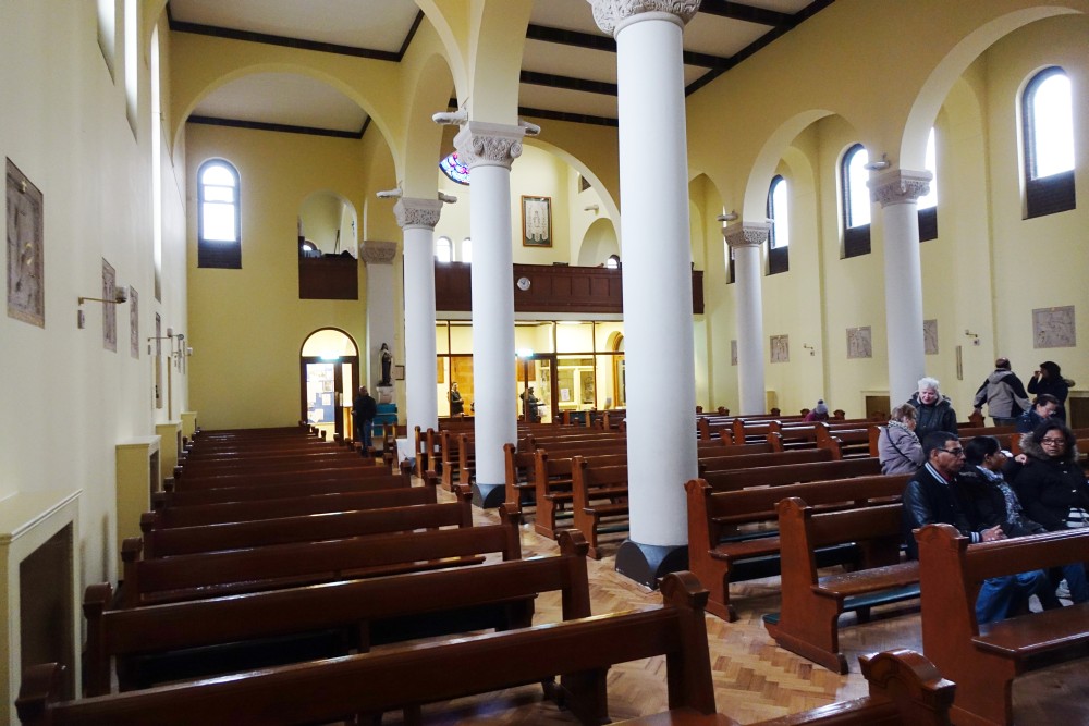 St Lawrence, The Green, Feltham (Roman Catholic) « London Churches in ...