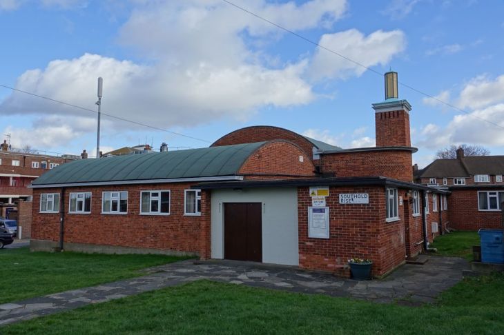 St Alban, William Barefoot Drive, Mottingham « London Churches in ...