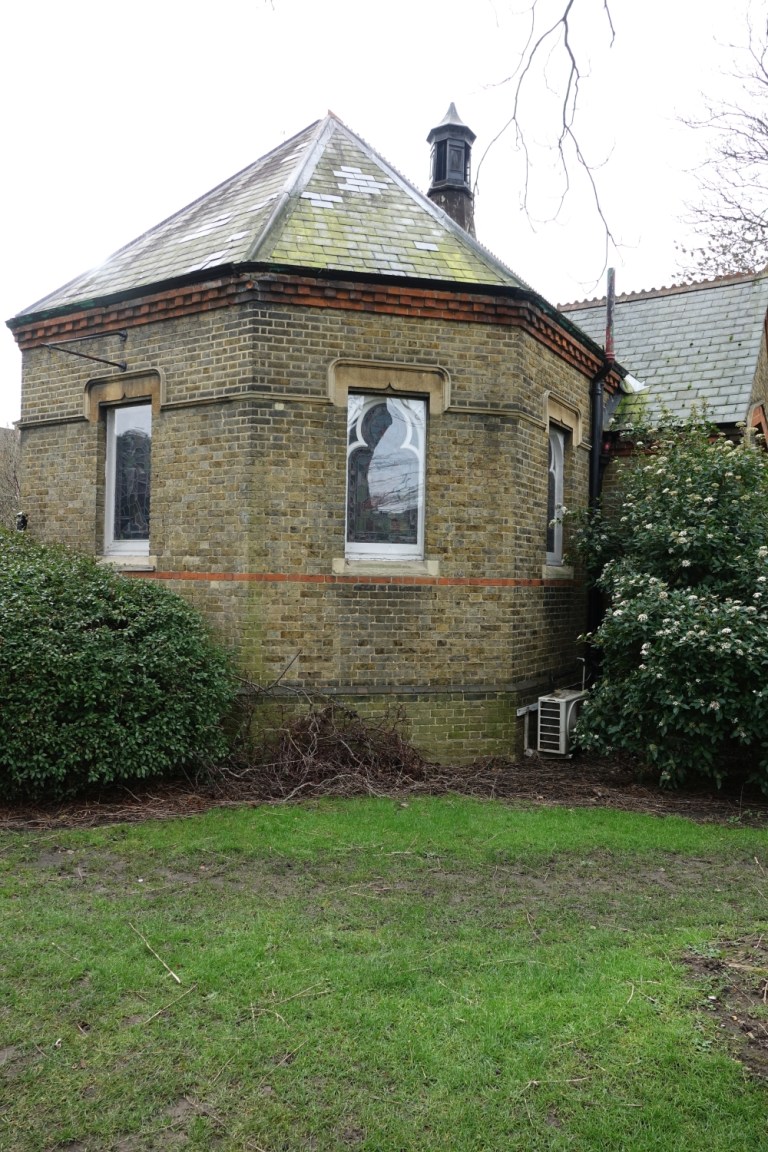 Chapel, Croydon University Hospital, London Road, Croydon « London ...